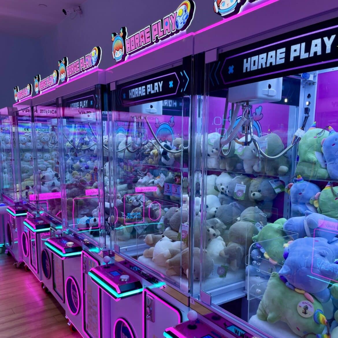 New Claw Machine Arcade Opens in Paramus' Garden State Plaza Mall - The Bergen County Girl
