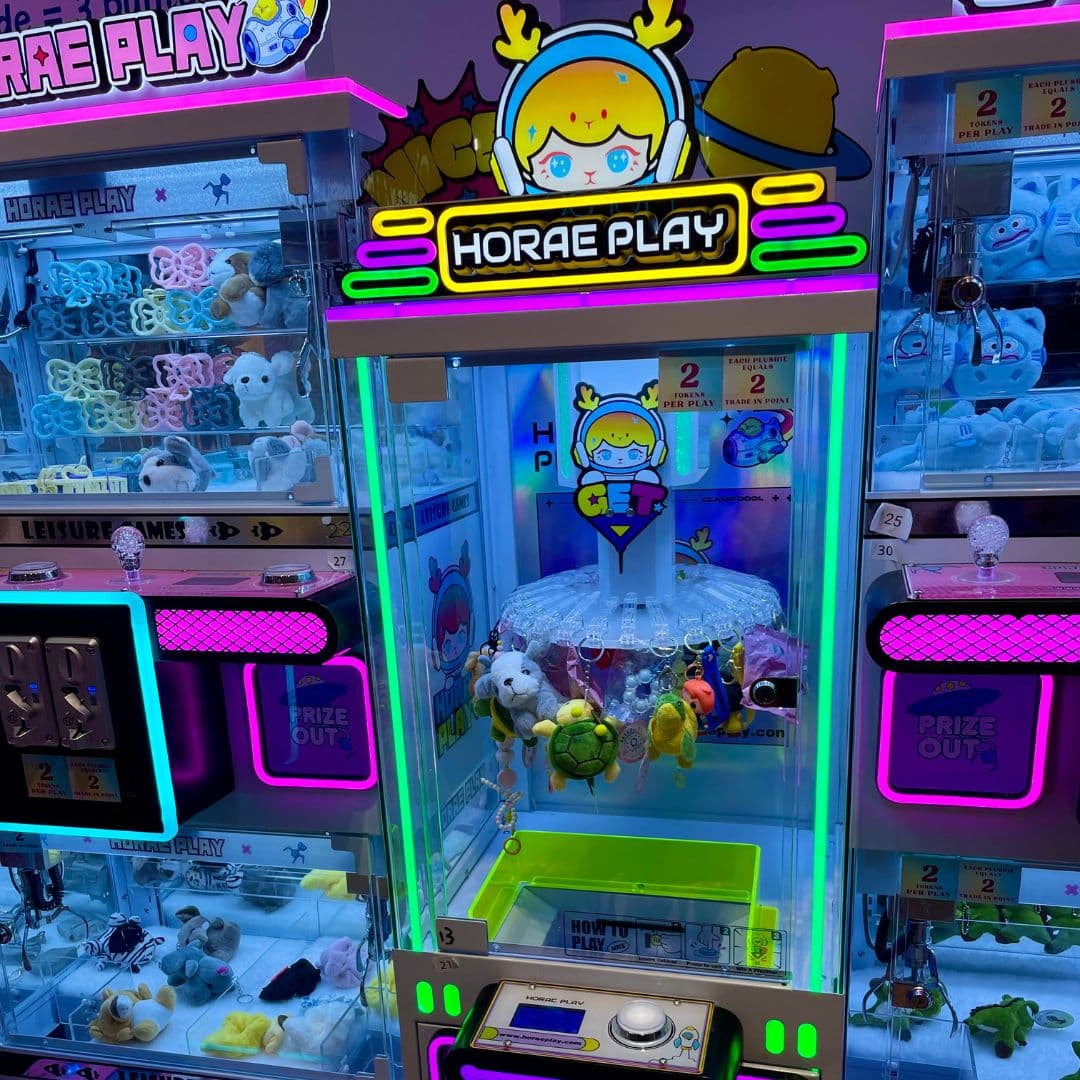 New Claw Machine Arcade Opens in Paramus' Garden State Plaza Mall - The Bergen County Girl