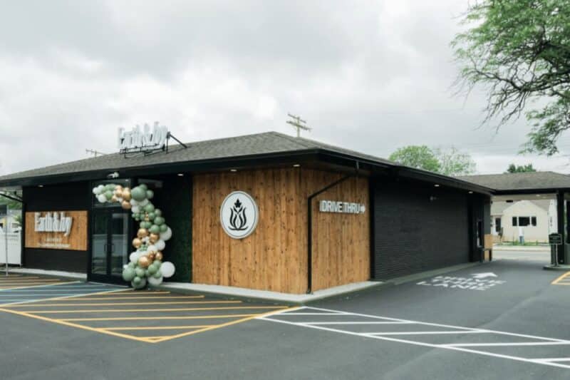 Earth & Ivy Cannabis Dispensary Opens in Lakehurst, NJ - The Jersey Shore Girl