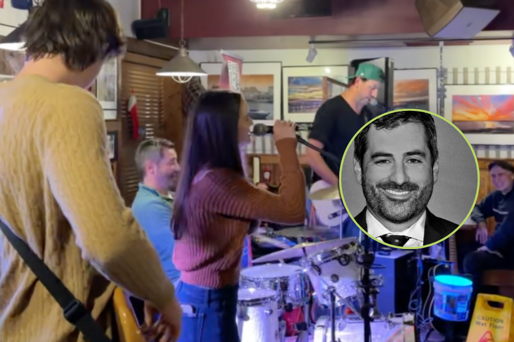 Wheatus Drummer Surprises Cover Band at LBI Bar While Playing 'Teenage ...